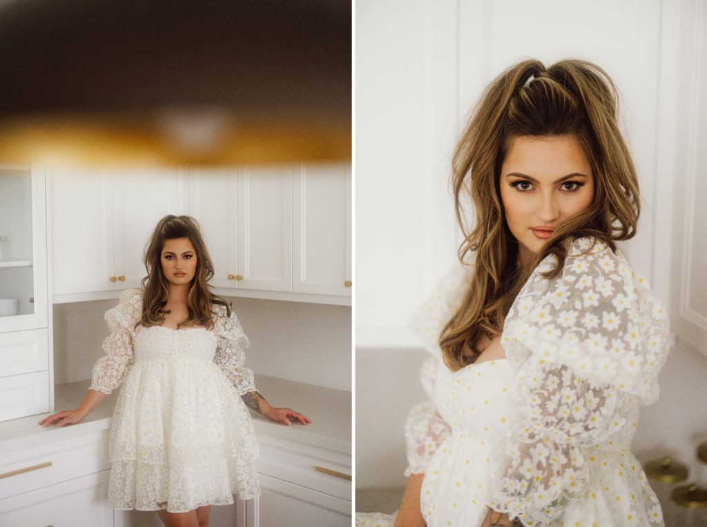 S | 1960s Style Winter Boudoir Session in Niagara | Afterglow